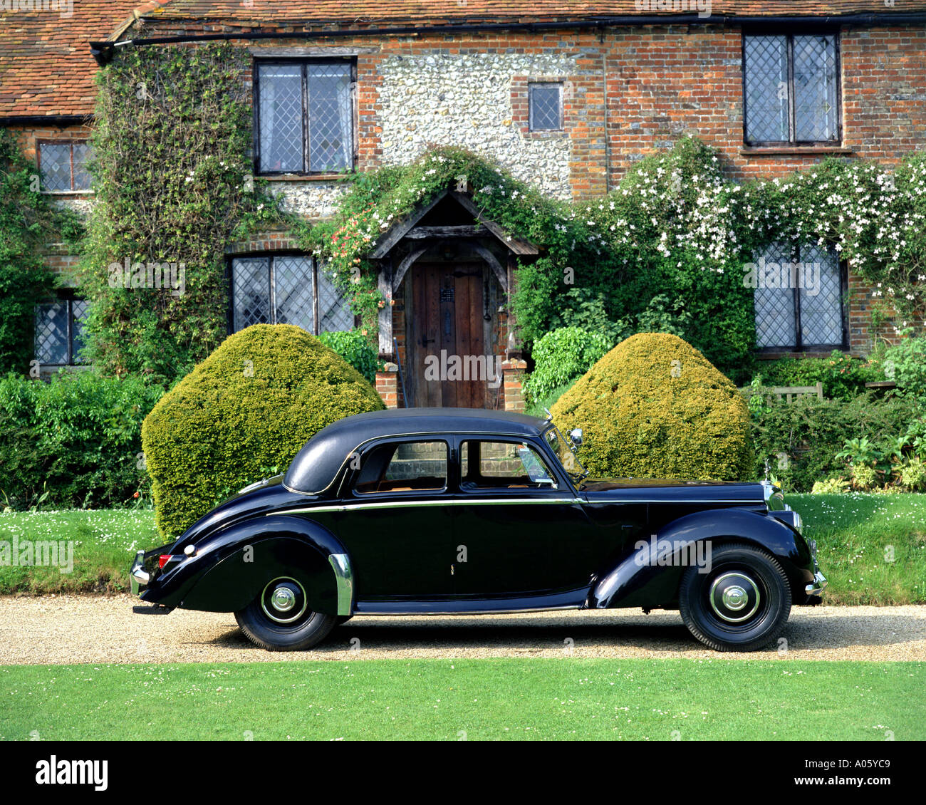 Vintage riley automobile hi-res stock photography and images - Alamy