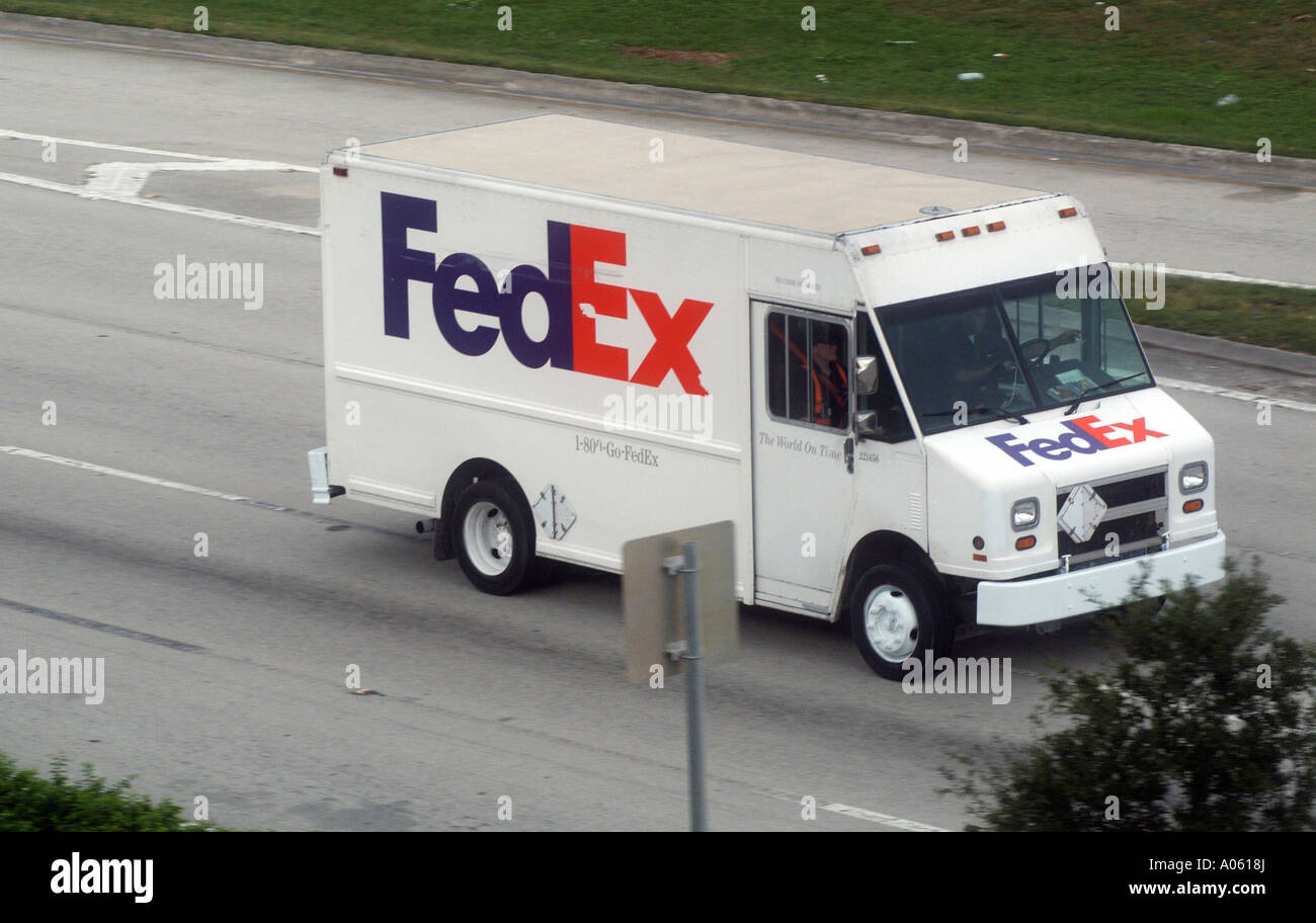Fedex lorry usa hi-res stock photography and images - Alamy