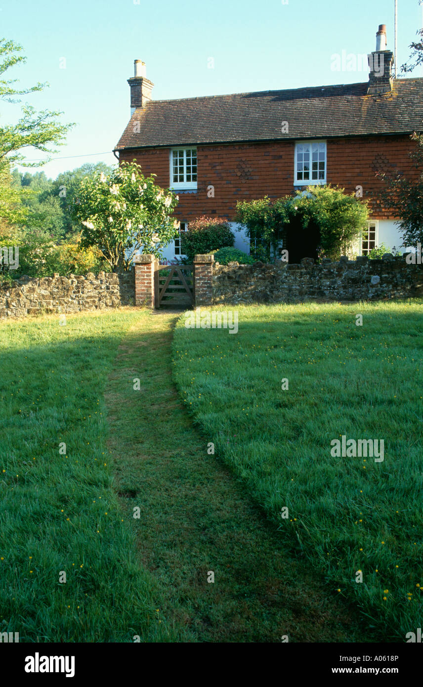 Paths mown through grass hi-res stock photography and images - Alamy