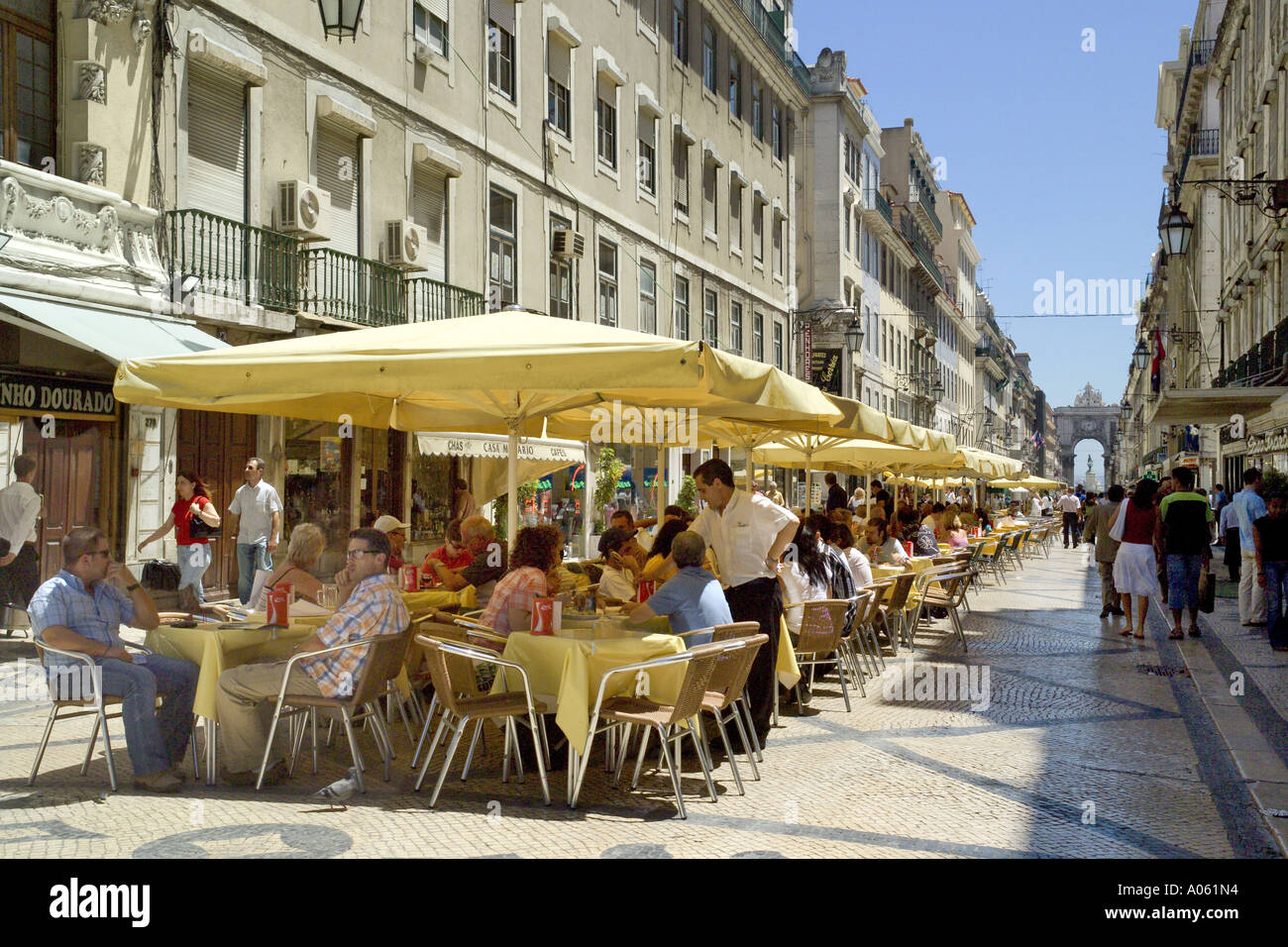 Lisbon city center restaurants hi-res stock photography and images - Alamy