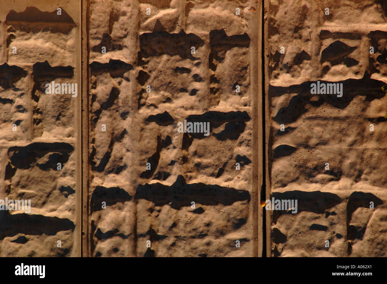 Eye catching wall hi-res stock photography and images - Alamy