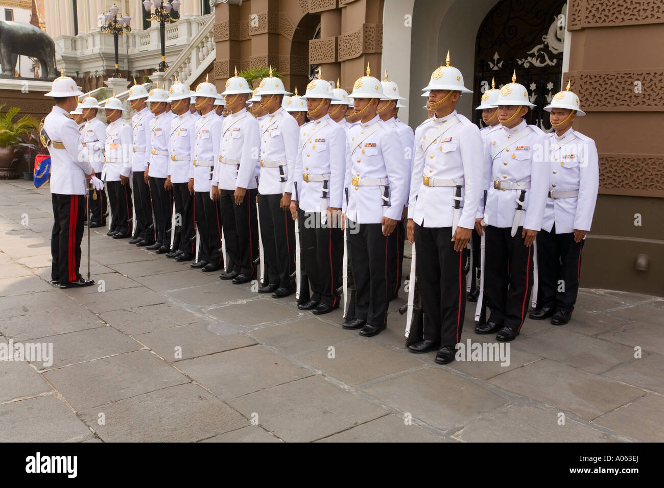 Thai royal guards parade hi-res stock photography and images - Alamy