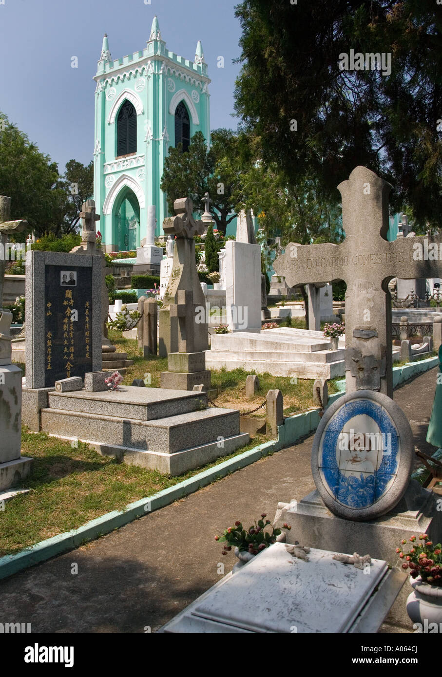 St Michaels Cemetery in Macau in South East Asia Stock Photo - Alamy