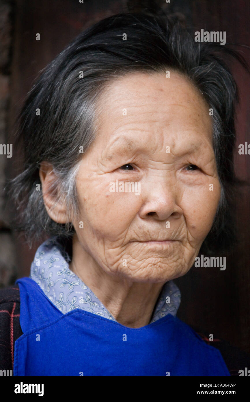 China chinese woman female old elderly travel asia hi-res stock ...