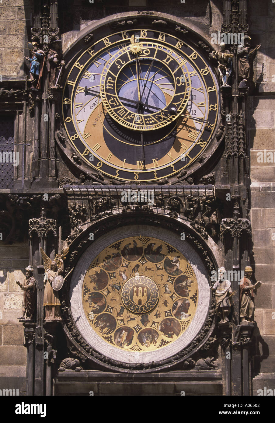 Old town square astronomical clock hi-res stock photography and images ...