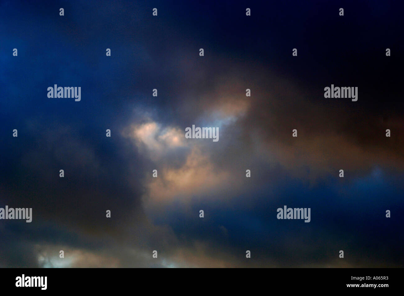 Evening Sky & Clouds Stock Photo - Alamy