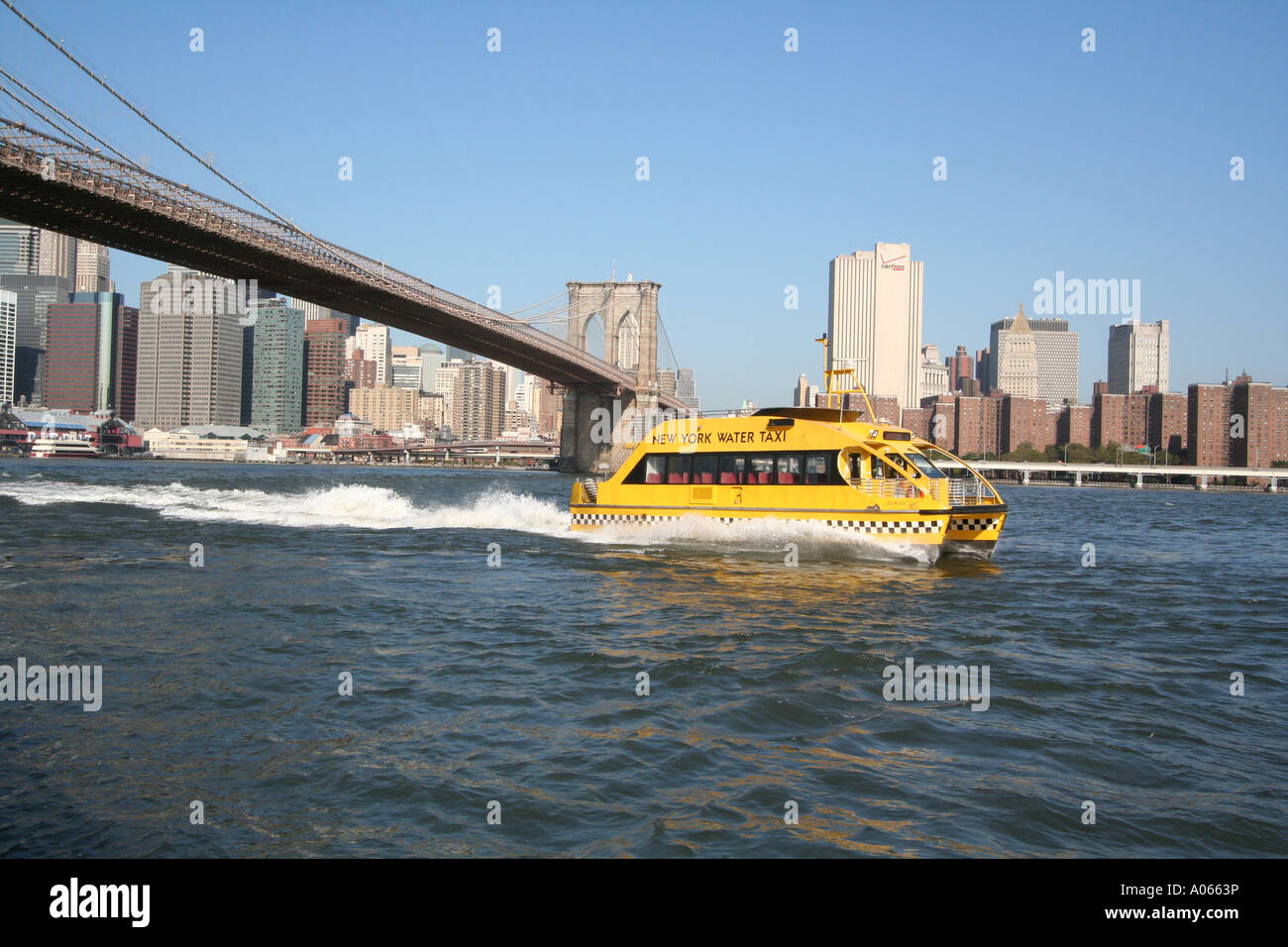 Caisson brooklyn bridge hi-res stock photography and images - Alamy
