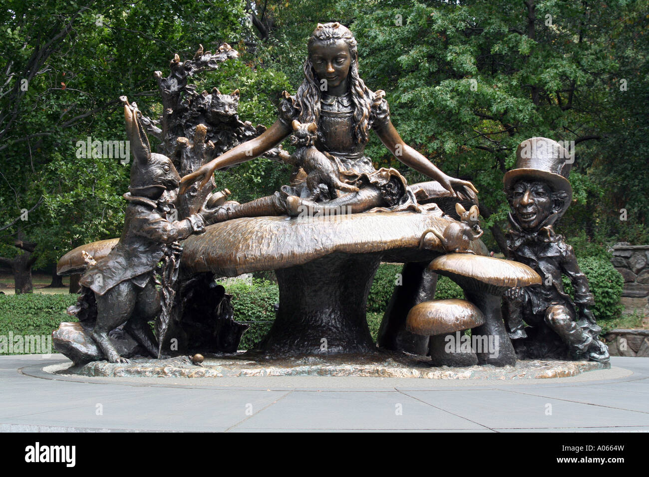 Central Park Statues Alice In Wonderland at Katharine Gillis blog