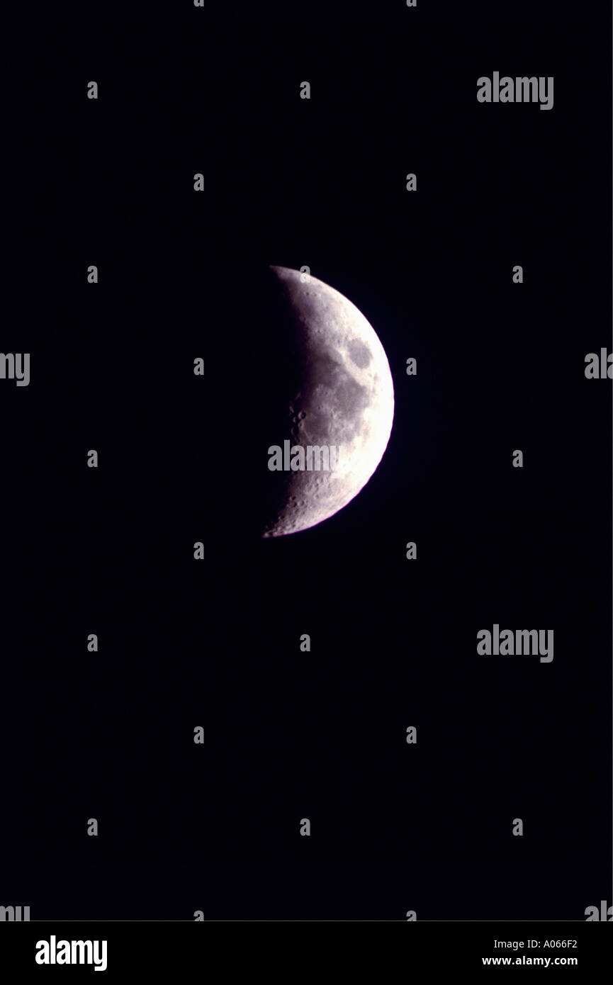 Four Day old cresent moon Stock Photo - Alamy