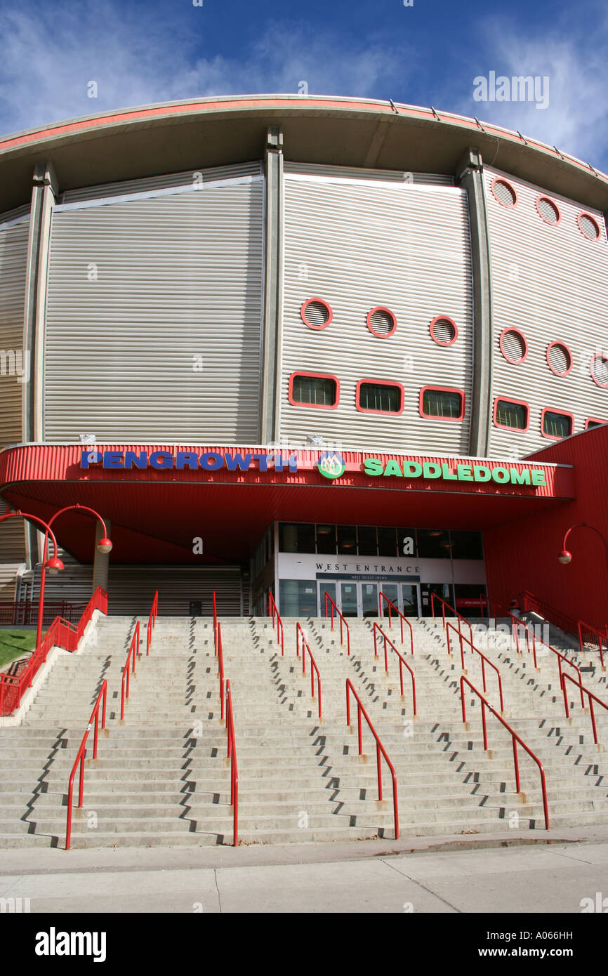Pengrowth saddledome hi-res stock photography and images - Alamy