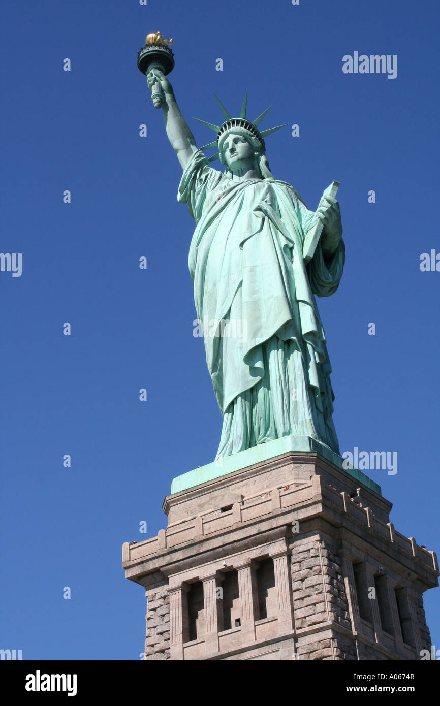 Statue of liberty torch balcony hi-res stock photography and images - Alamy