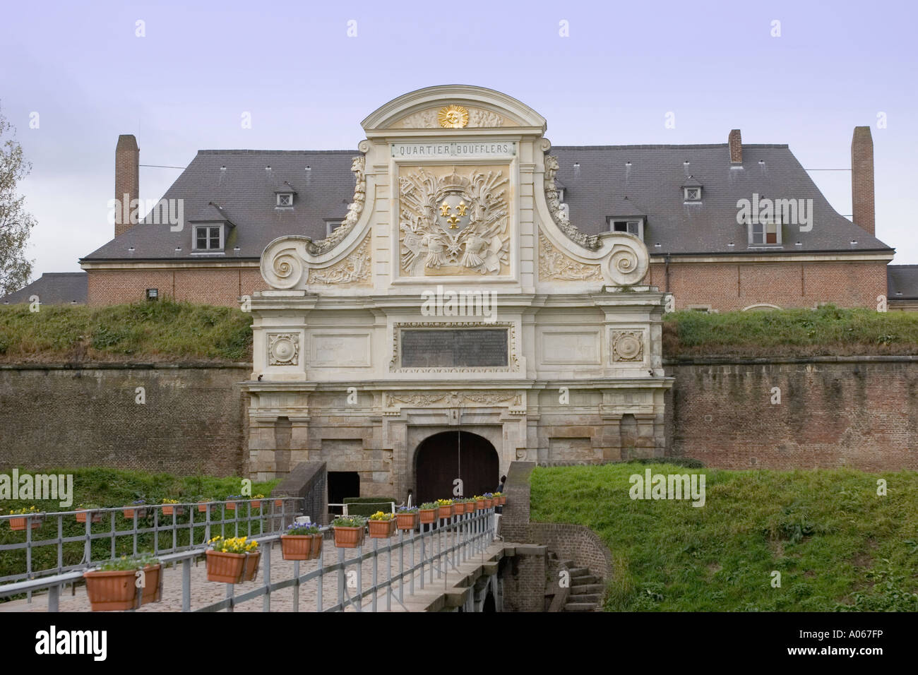 Lille gate hi-res stock photography and images - Alamy
