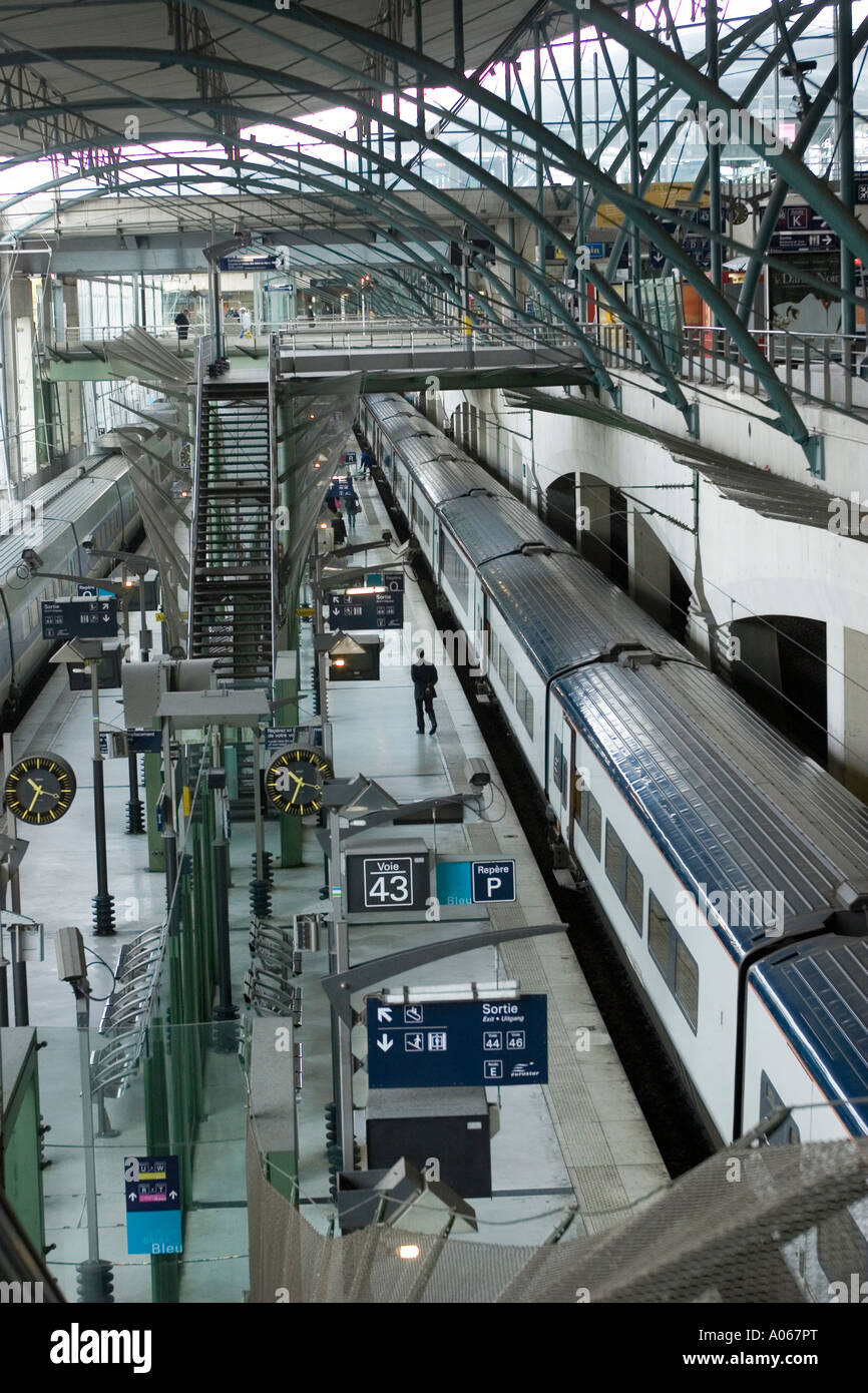 International Railway Station Lille Stock Photo - Alamy
