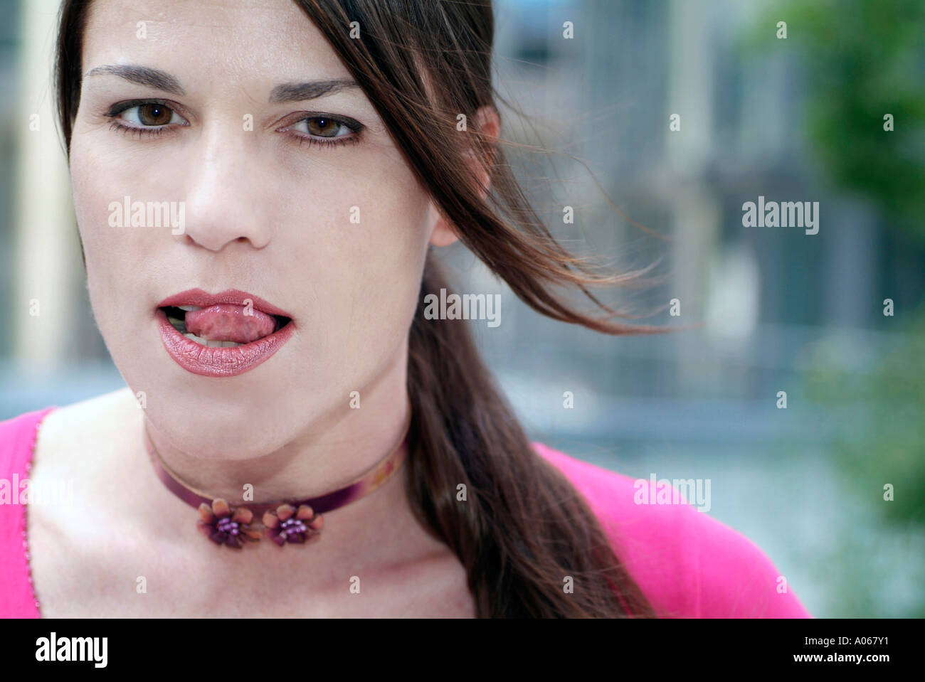 Mund lecken hi-res stock photography and images - Alamy