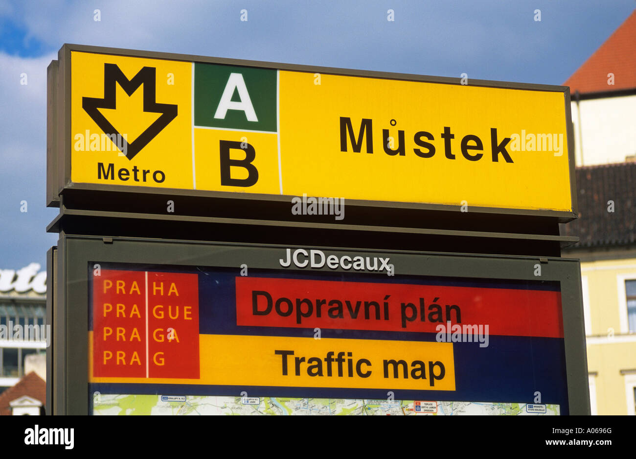 Sign for underground metro Stock Photo - Alamy