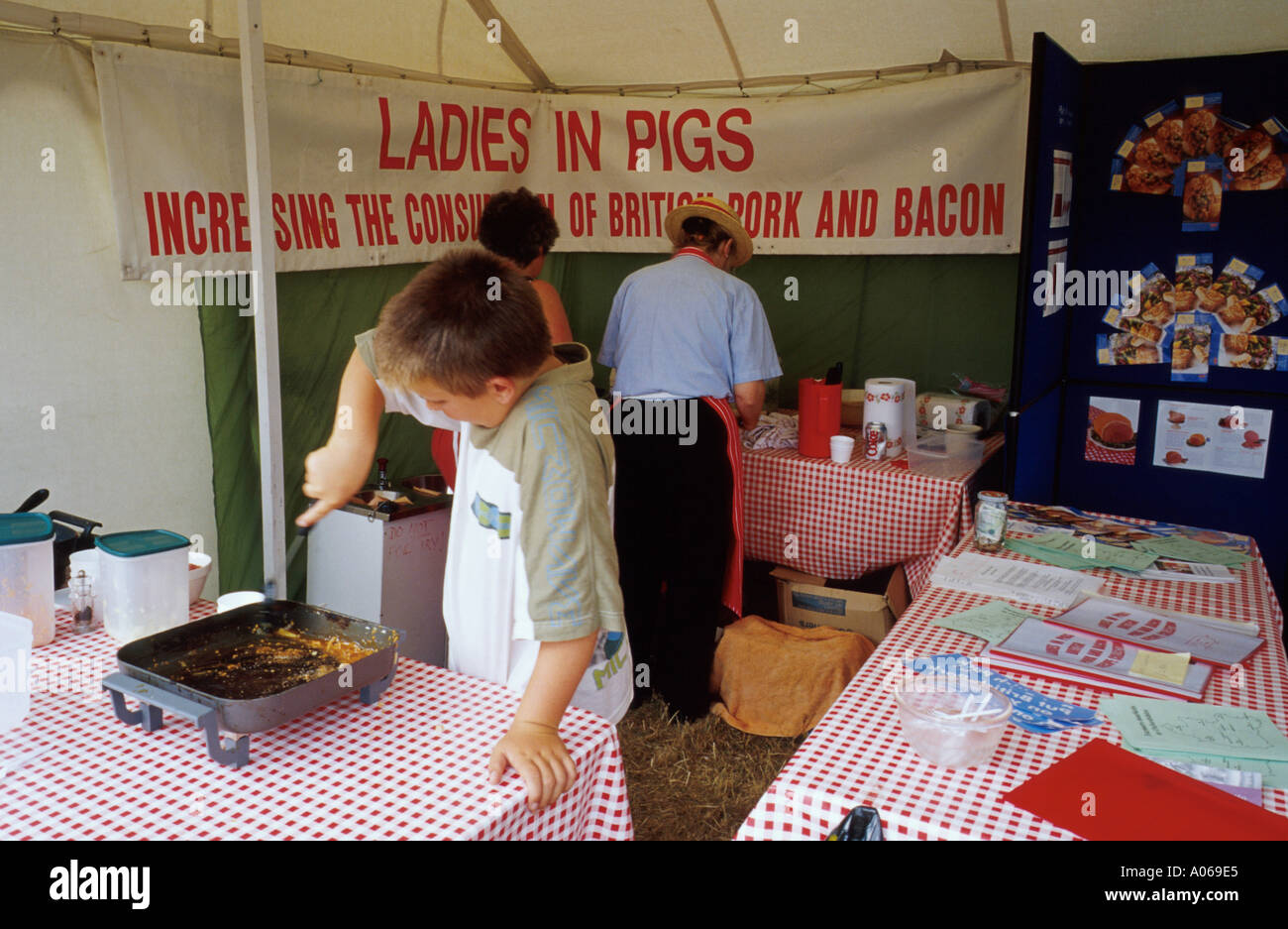Supporting british farming hi-res stock photography and images - Alamy