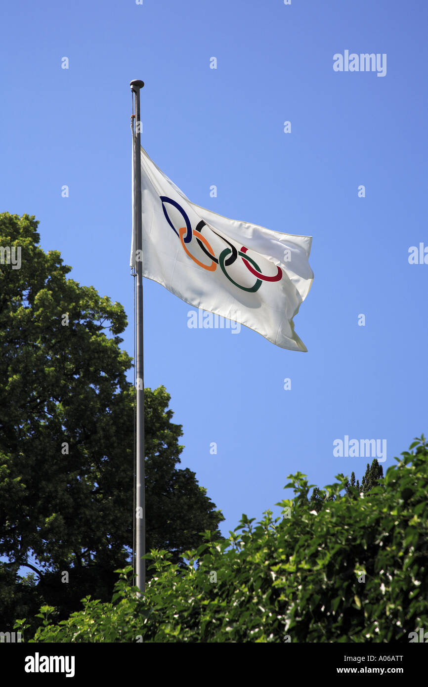 Olympic flag hi-res stock photography and images - Alamy
