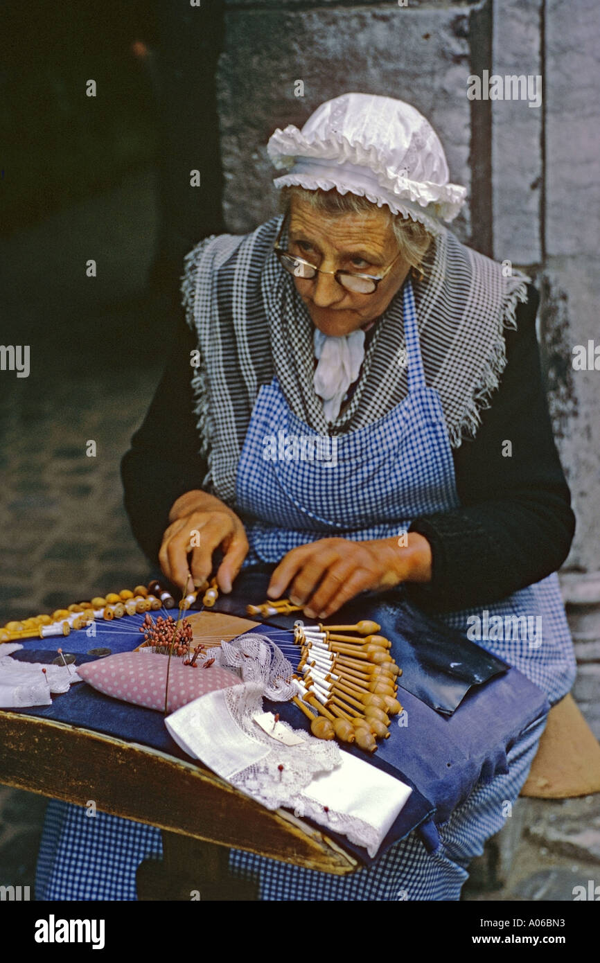 Lace maker hi-res stock photography and images - Alamy