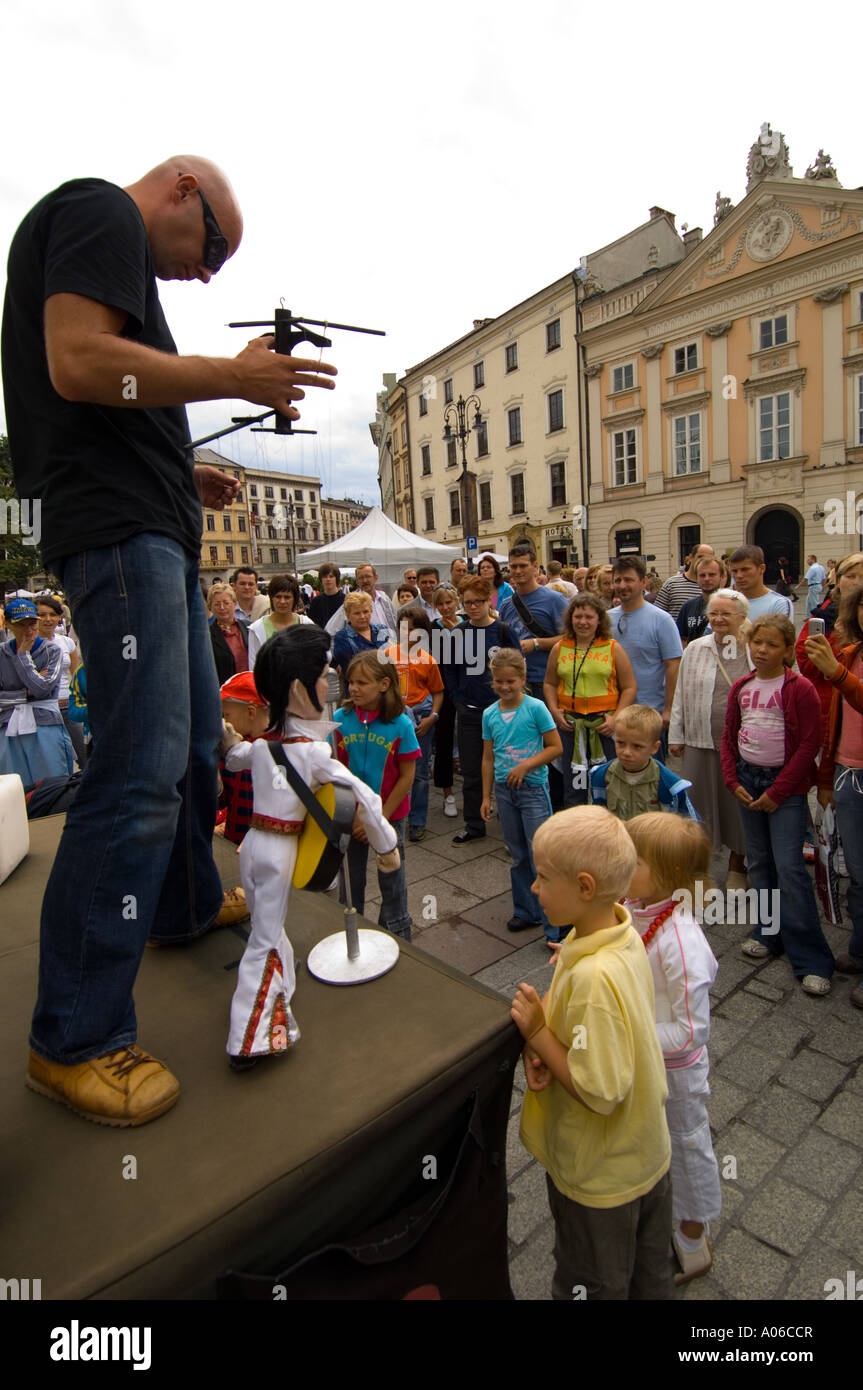 Puppet show hi-res stock photography and images - Alamy