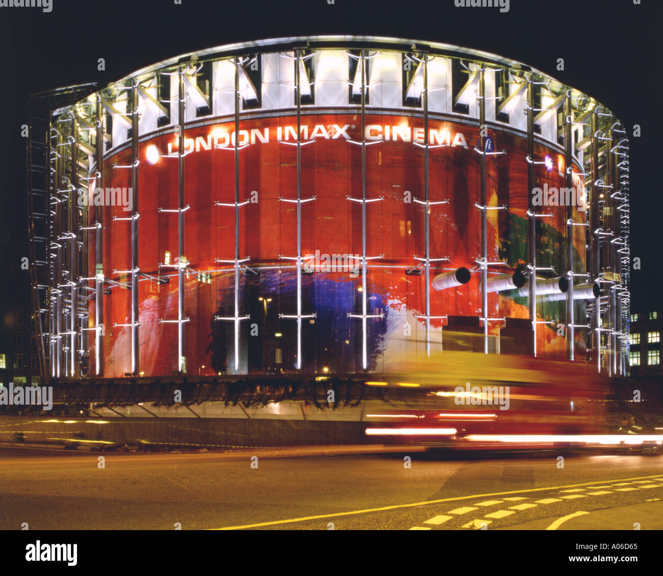 London to waterloo hi-res stock photography and images - Alamy