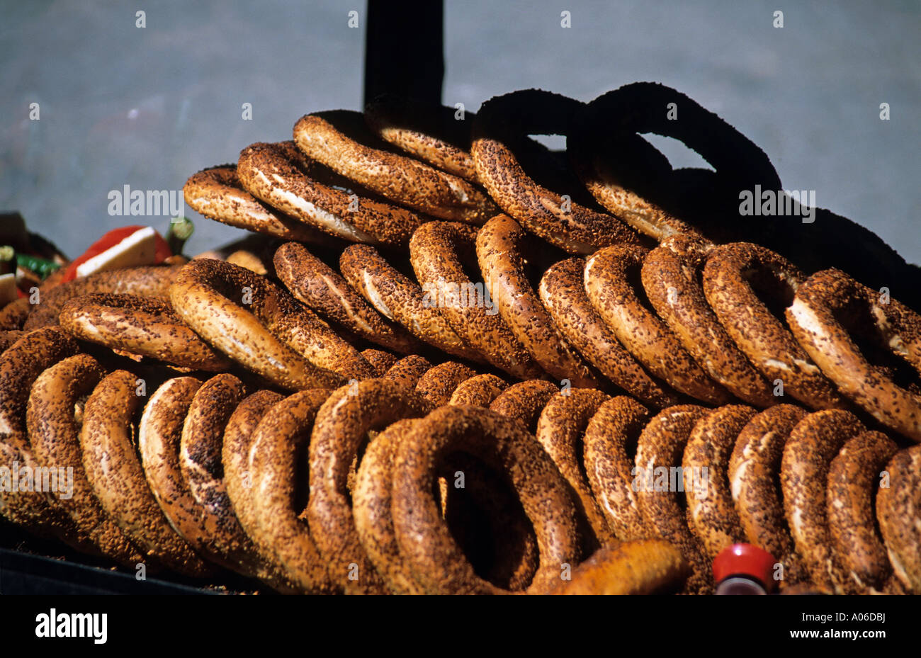 Detail of a display of sesame simit s in Turkey Stock Photo - Alamy