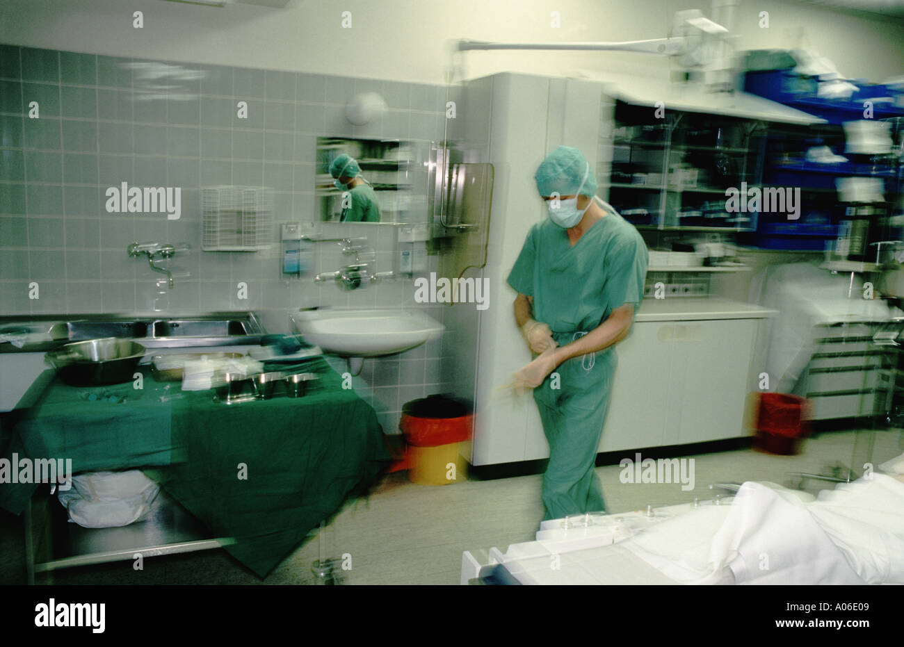 Emergency room hi-res stock photography and images - Alamy