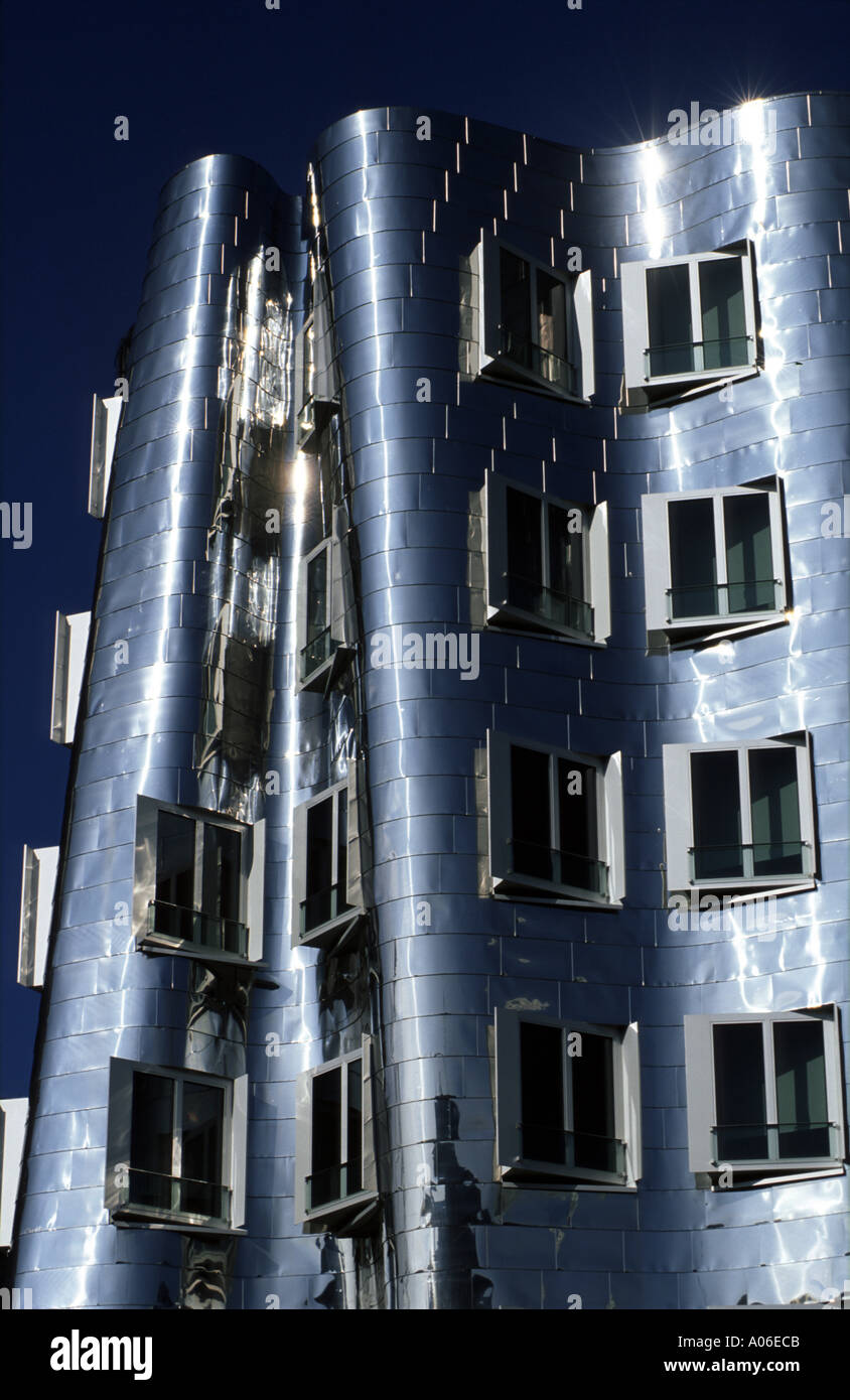 NEUER ZOLLHOF, Frank Gehry Building Duesseldorf Germany Stock Photo - Alamy