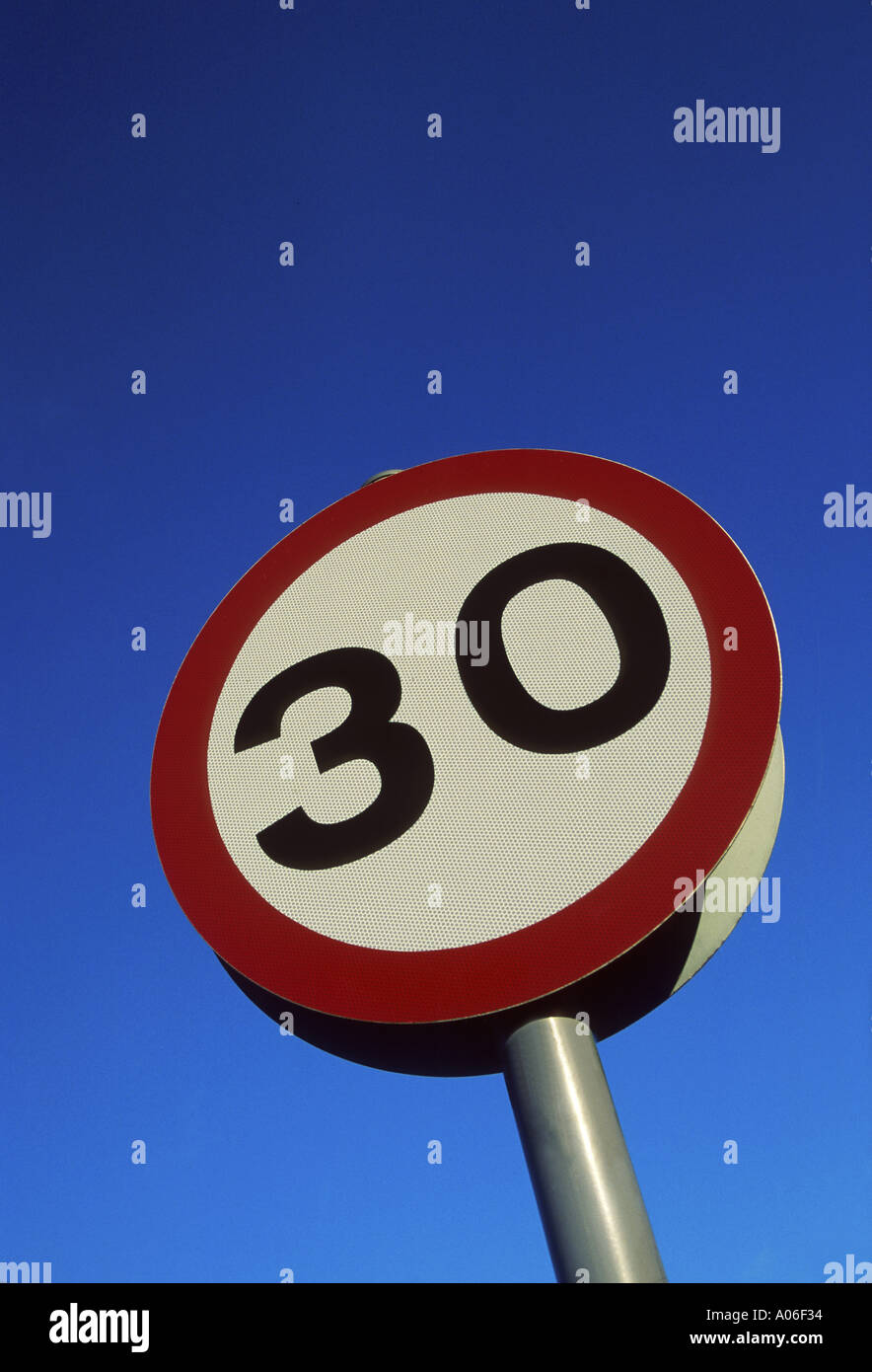 30MPH Traffic Sign Stock Photo - Alamy