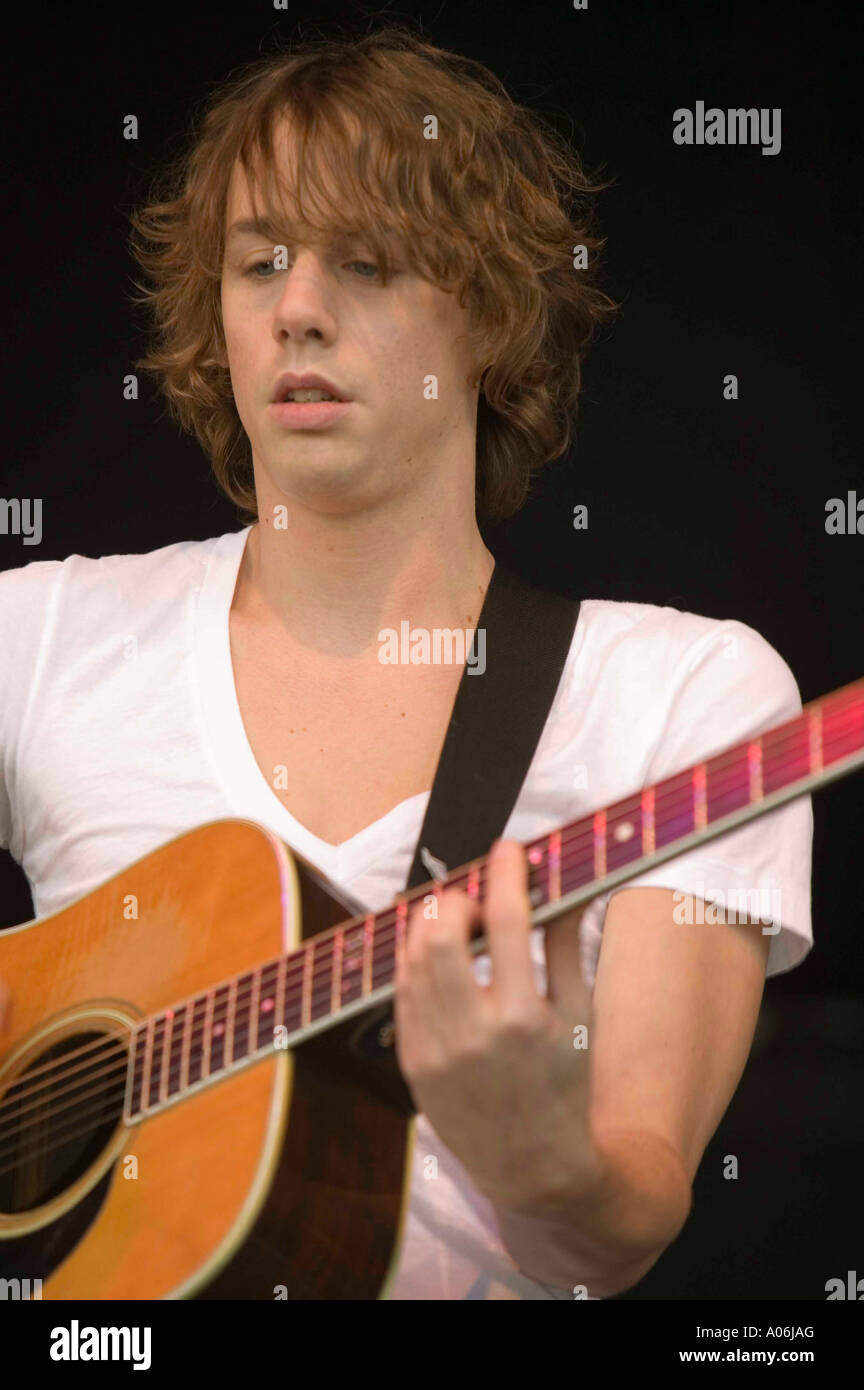 Johnny Borrell the lead singer of Razorlight performs at the I Count ...