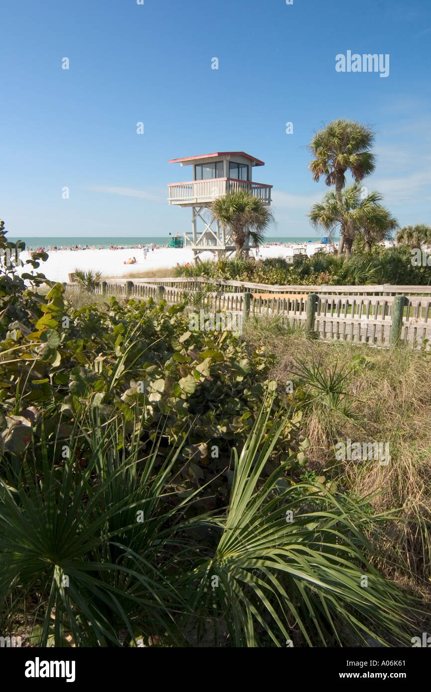 Siesta key beach lifeguard tower hi-res stock photography and images ...