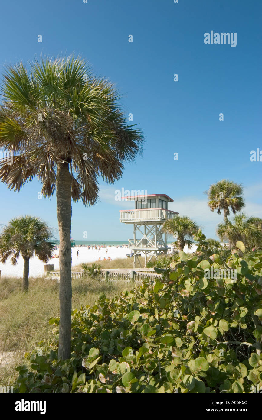 Siesta key beach lifeguard tower hi-res stock photography and images ...