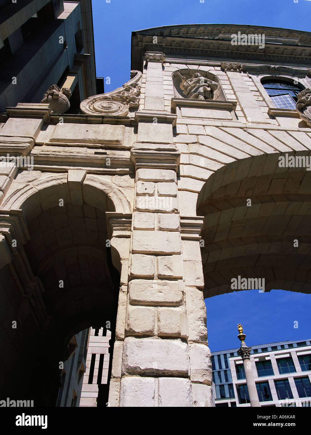 Temple Bar Gateway Paternoster Square City of London Stock Photo - Alamy