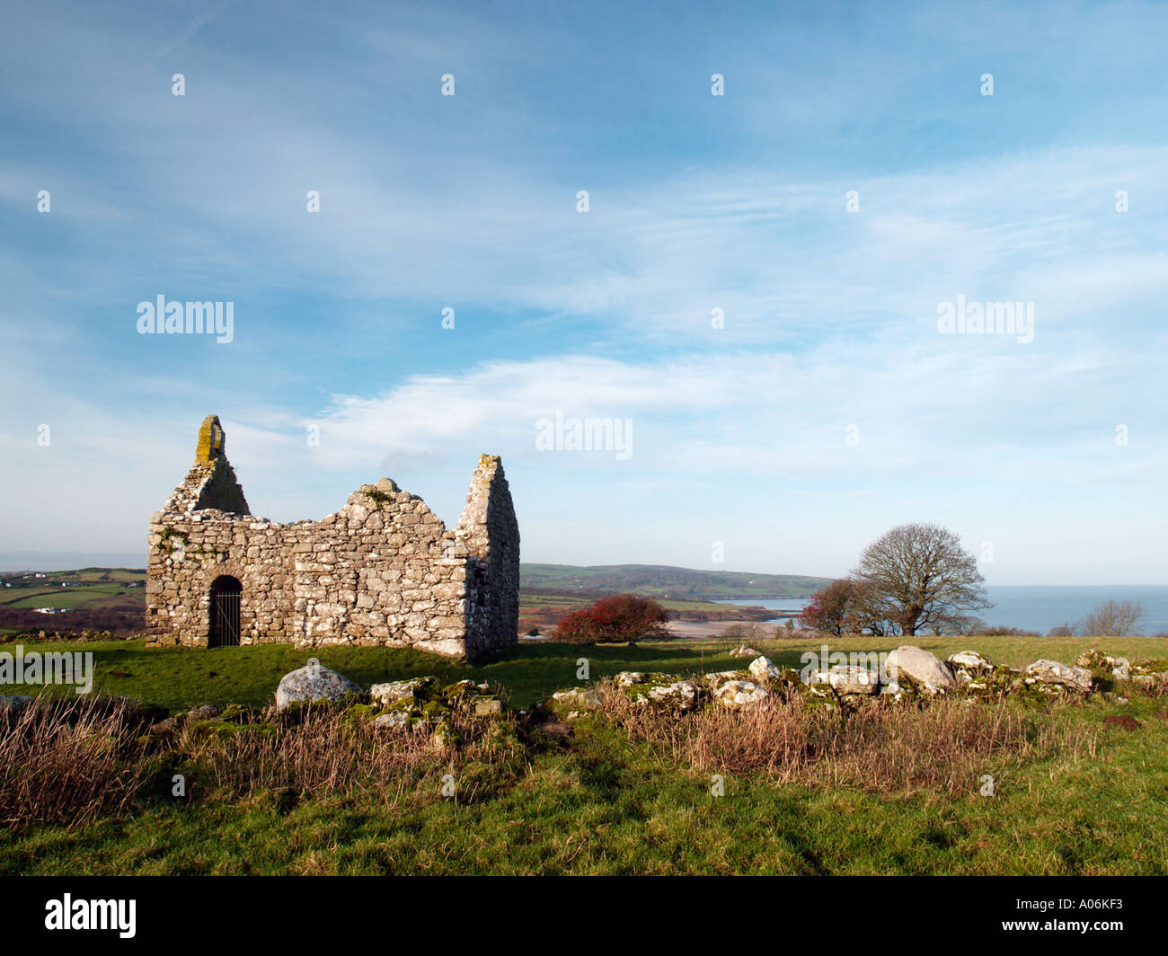 Anglesey ruins medieval hi-res stock photography and images - Alamy