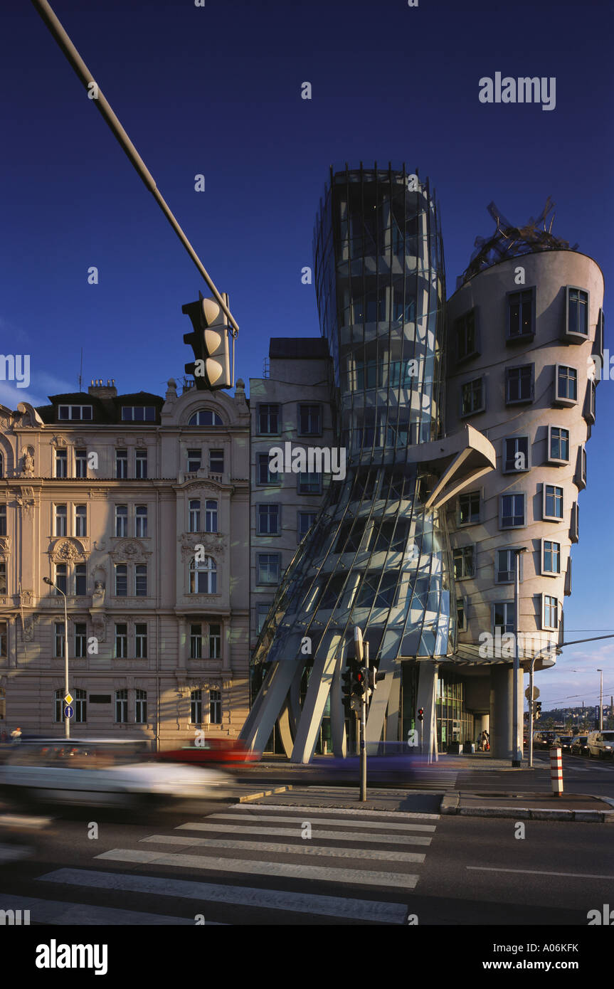 Dancing Lady building Frank Gehry Prague Stock Photo - Alamy