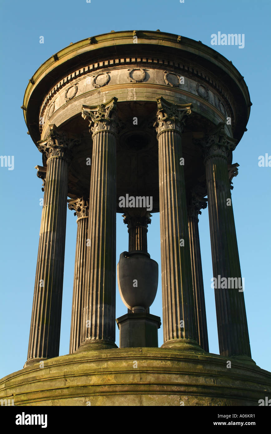 Classical monuments hi-res stock photography and images - Alamy