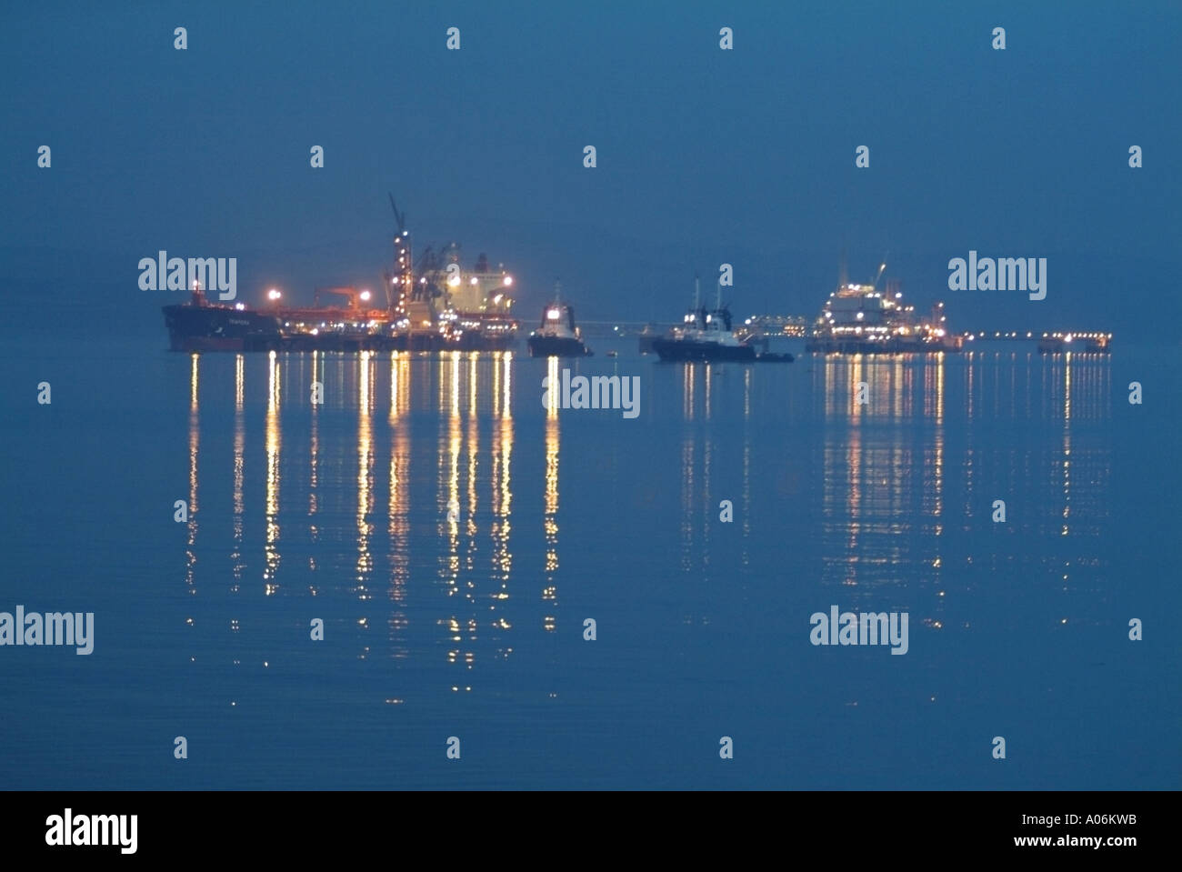 Ship Oil Terminal Night High Resolution Stock Photography and Images ...