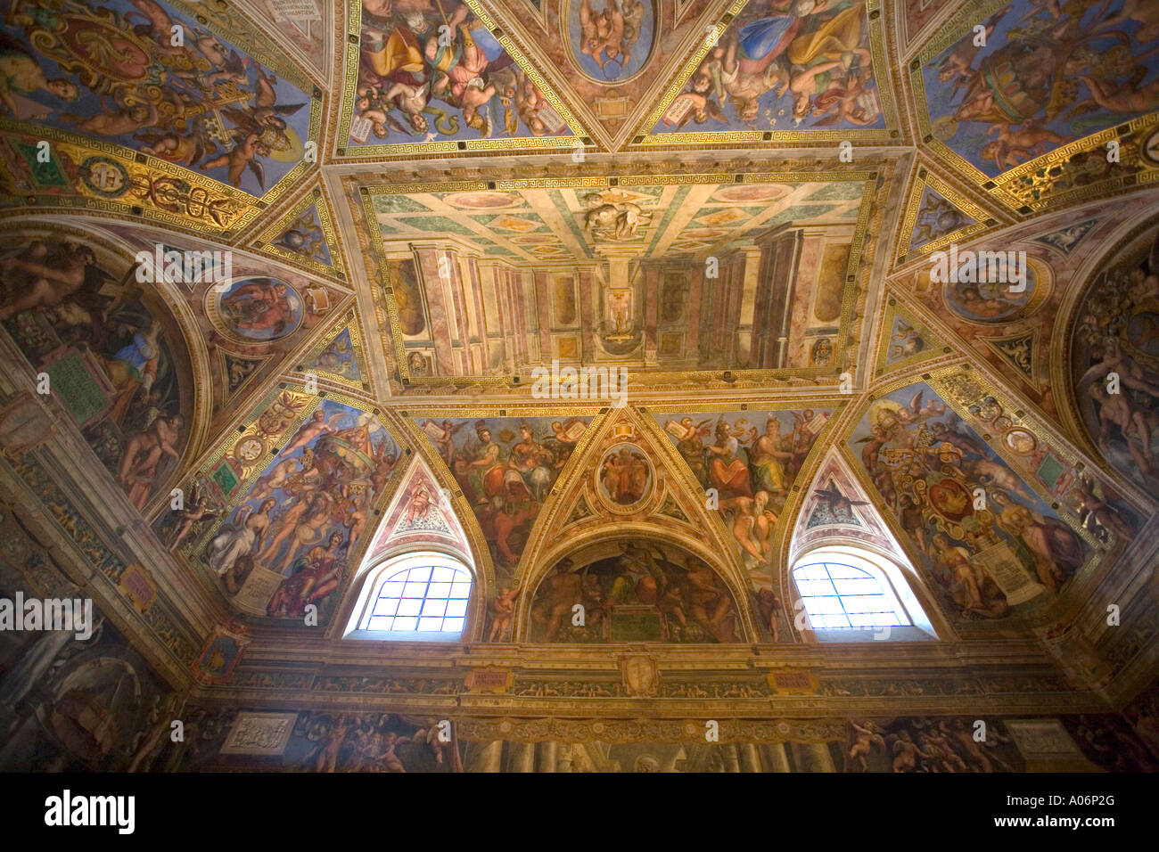 Frescoes on the ceilings in the Vatican Stock Photo - Alamy