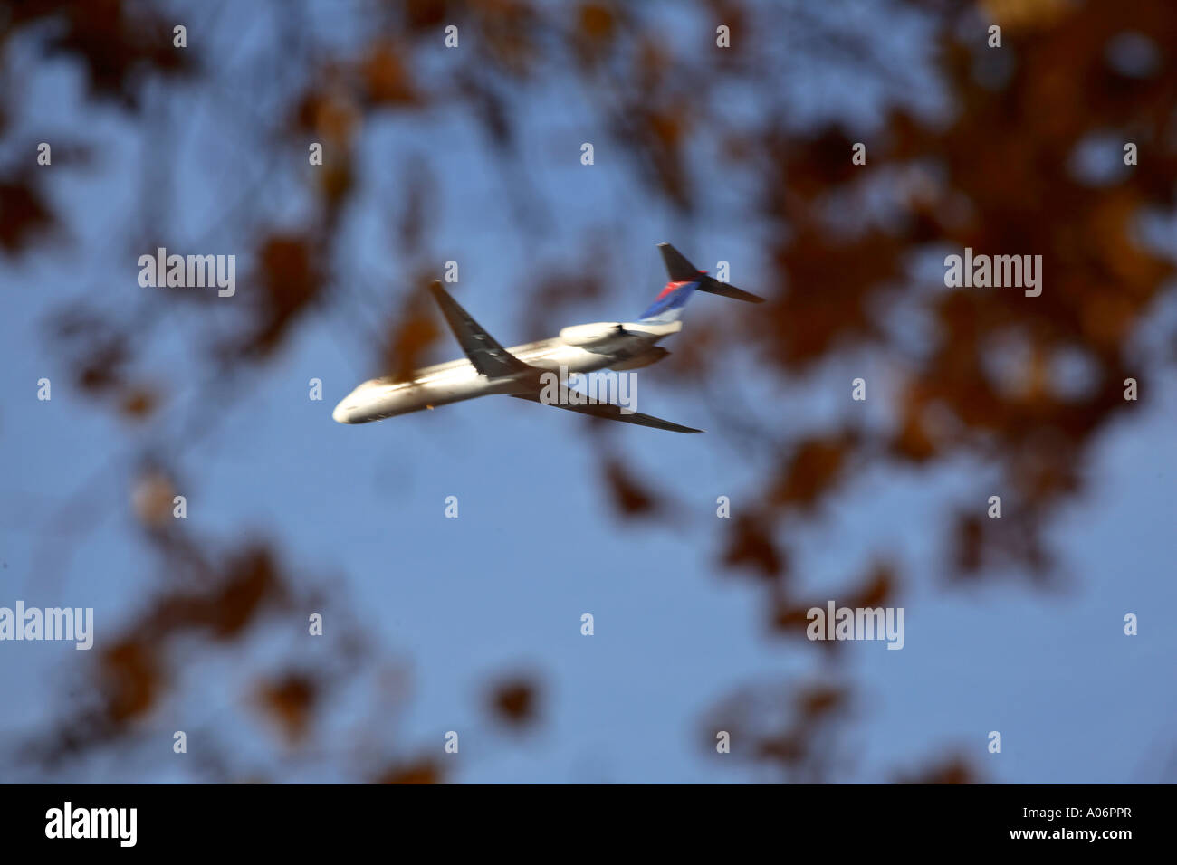 Jet plane leaving Atlanta Airport in Georga Stock Photo - Alamy
