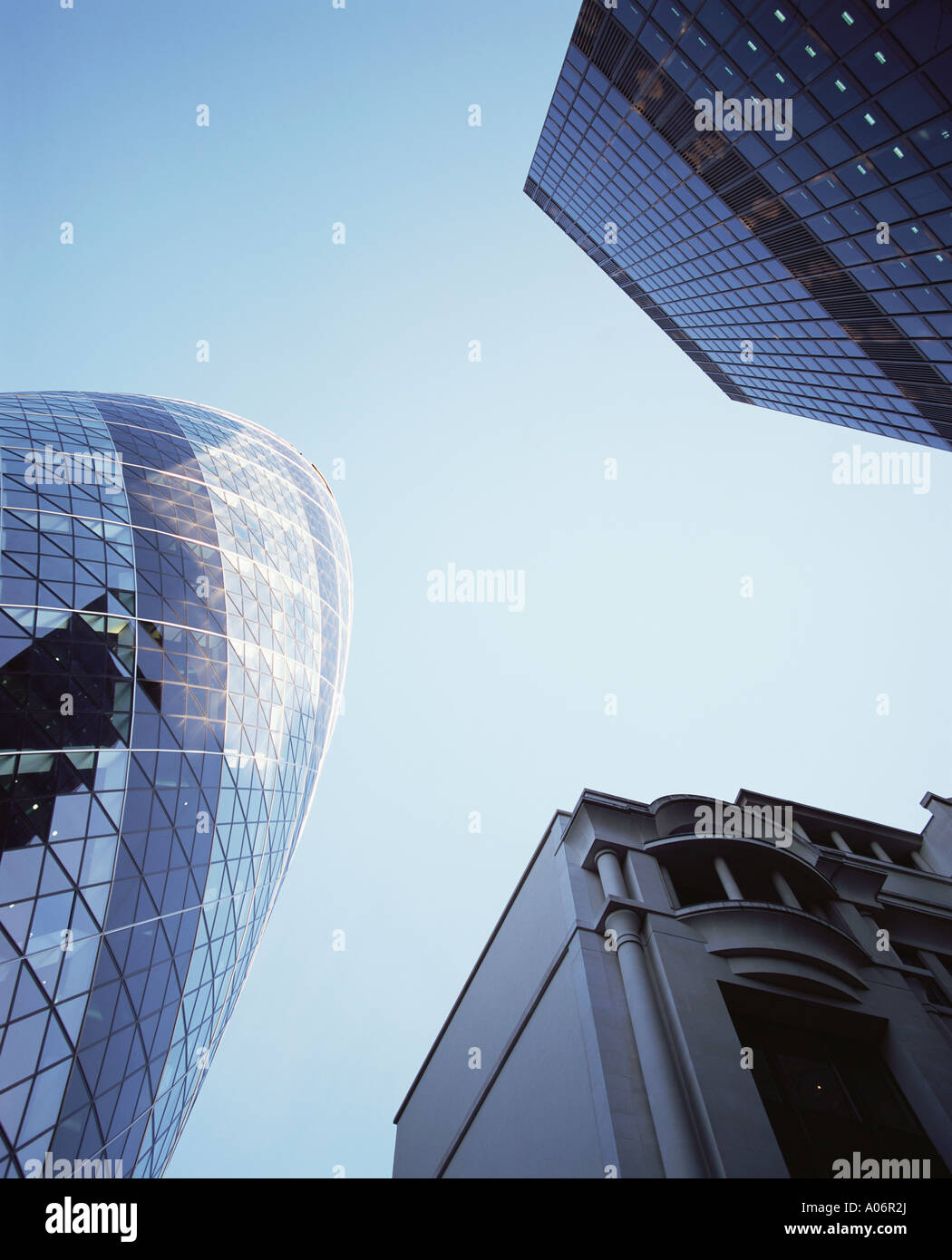 Insurance Buildings Swiss Re High Resolution Stock Photography and ...