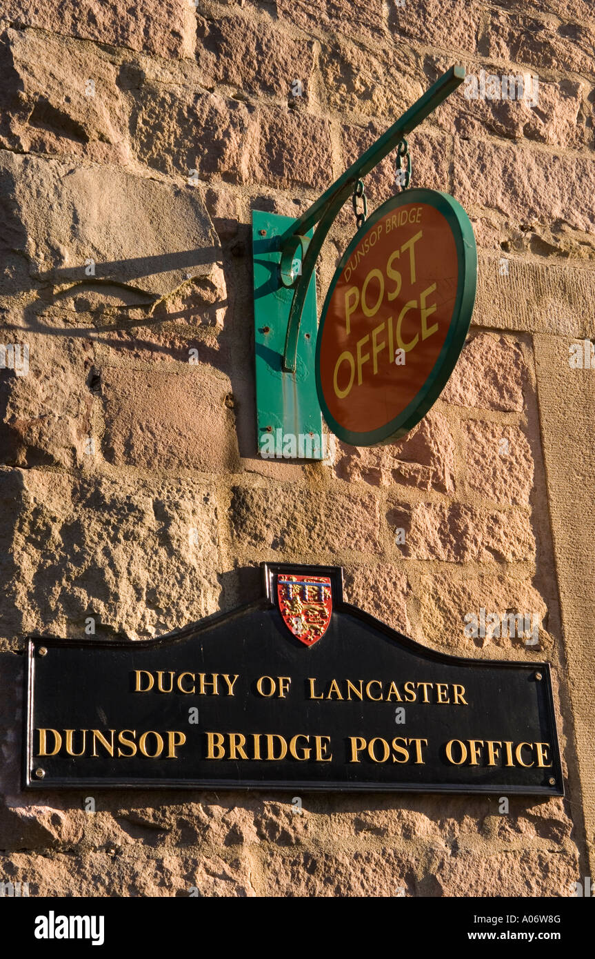 Queen dunsop bridge hi-res stock photography and images - Alamy