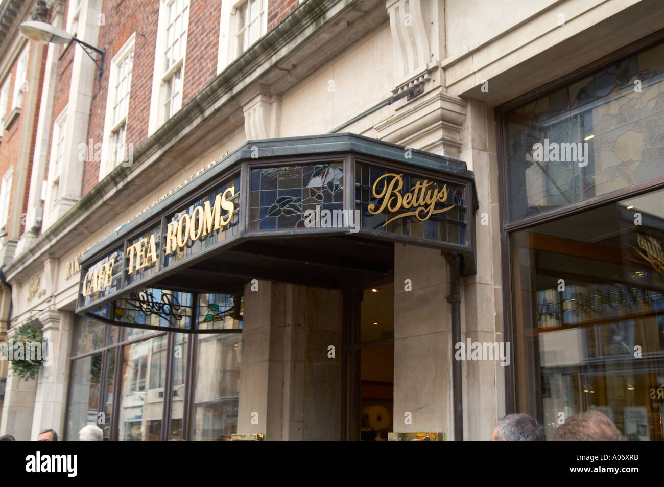 Bettys tea room york hi-res stock photography and images - Alamy