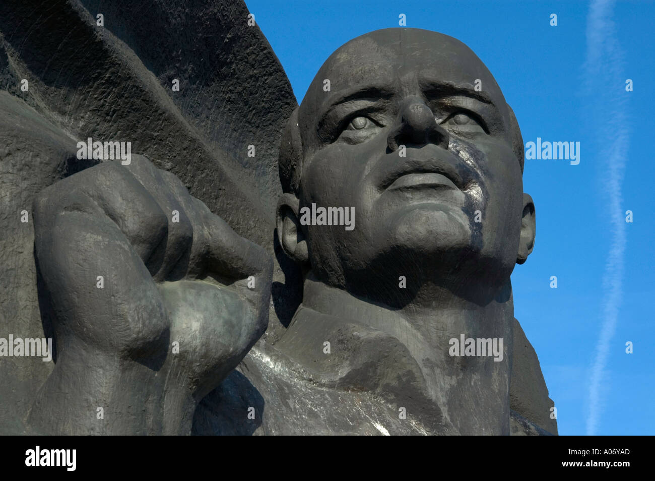 OLD EAST GERMAN COMMUNIST MEMORIAL ON HOUSING ESTATE IN EAST BERLIN ...