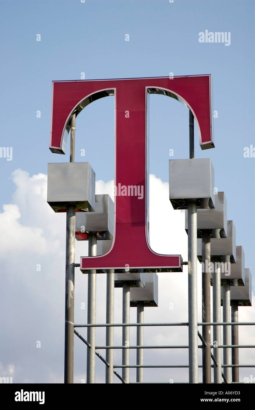 Deutsche telekom hi-res stock photography and images - Alamy