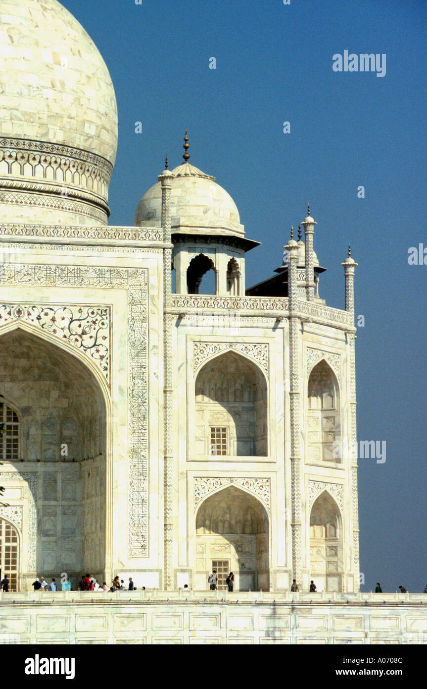 Taj Mahal - Right hand side detail, Rajasthan, India Stock Photo - Alamy