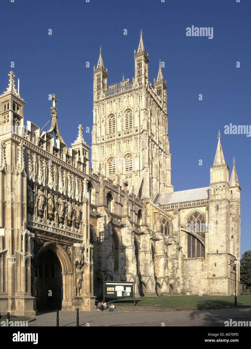Gloucester cathedral cathedrals religion history heritage church hi-res ...