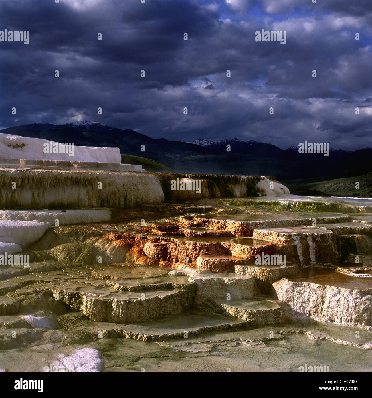 Canary hot springs hi-res stock photography and images - Alamy