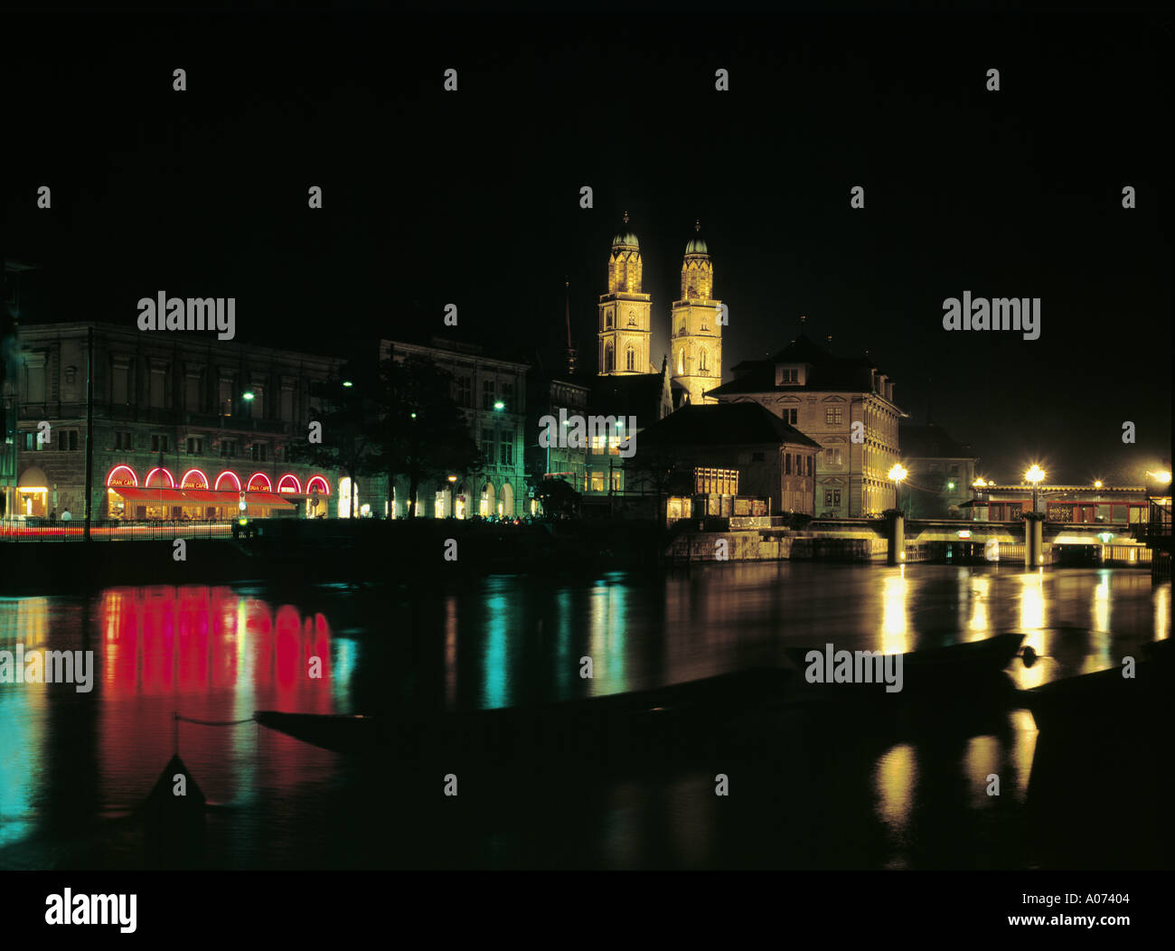 Night time view limmat hi-res stock photography and images - Alamy