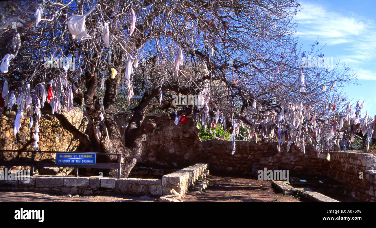 St solomons catacombs hi-res stock photography and images - Alamy
