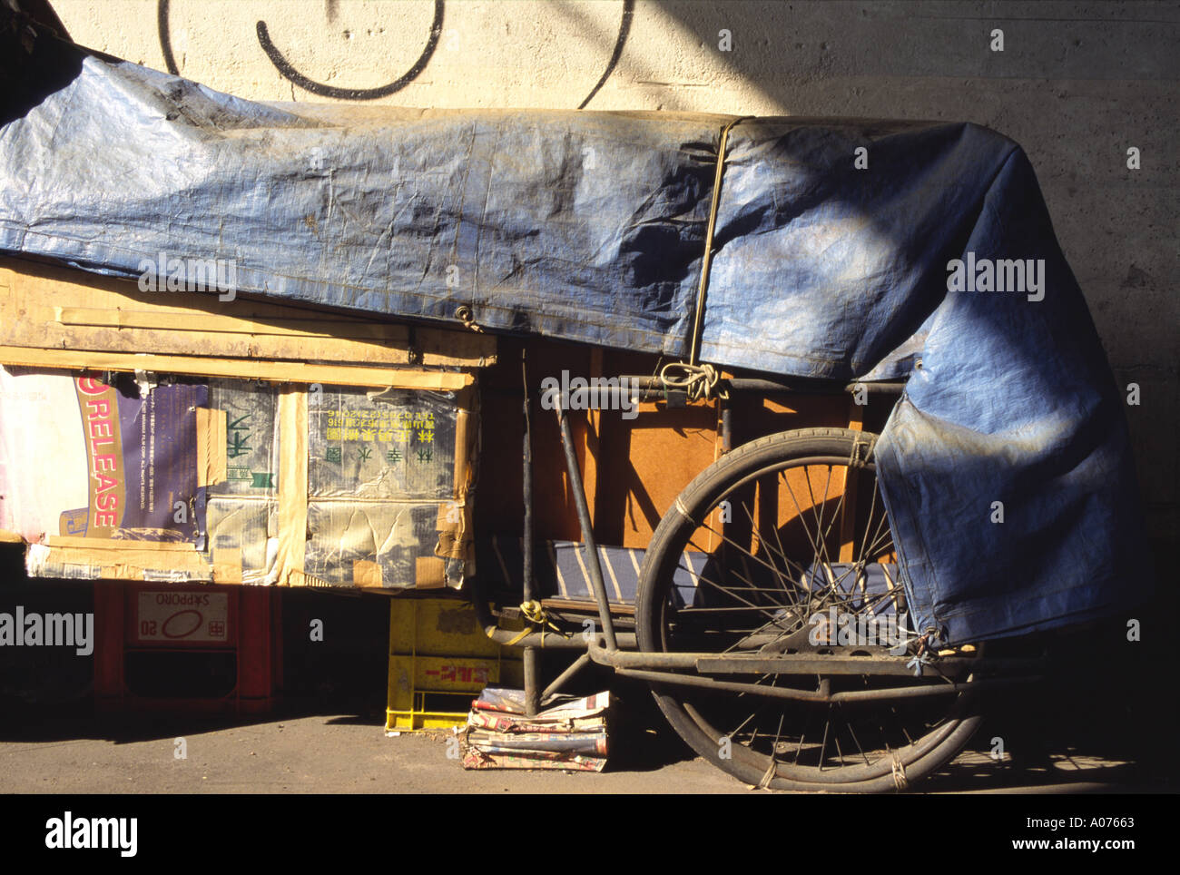 Japanese mobile Noodle (Ramen) stand Stock Photo - Alamy