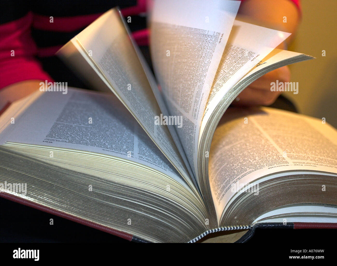 Flip through book hi-res stock photography and images - Alamy